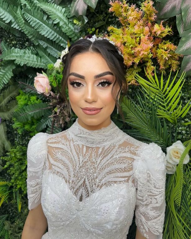 Aysel Serin Beauty Fiyatları - Gelin Saçı ve Makyajı İstanbul
