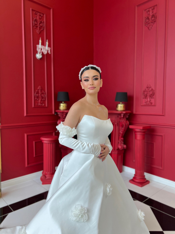 Bahar Gençtürk Make-Up Artist Fiyatları - Gelin Saçı ve Makyajı Bursa