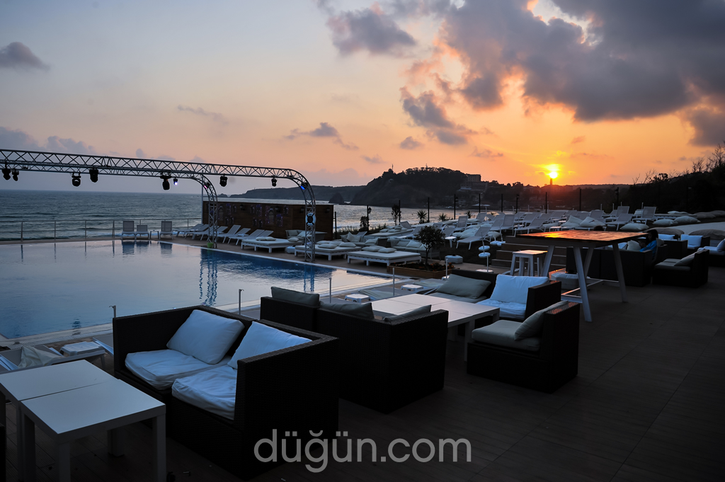 Solar Beach Club Fiyatları - Kulüpler/Davet Alanları İstanbul