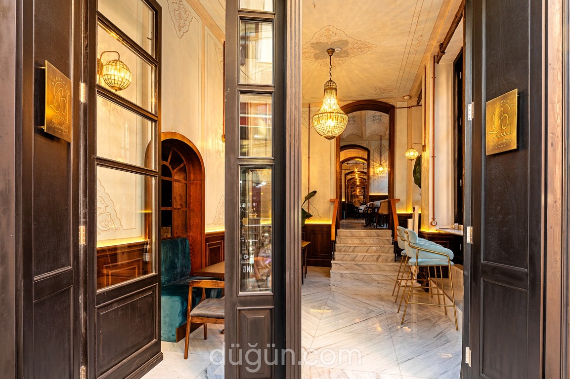 Meroddi Barnathan Hotel Fiyatları - Tarihi Mekanlar İstanbul