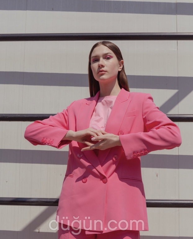 Berna Sarıkaş Makeup Fiyatları - Gelin Saçı ve Makyajı İstanbul