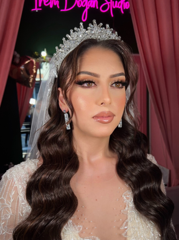 İrem Doğan Fiyatları - Gelin Saçı ve Makyajı İstanbul