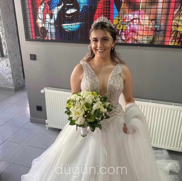 Mehmet Kaya Hair Desing Fiyatları - Gelin Saçı ve Makyajı İstanbul