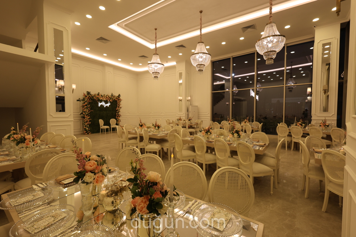 Eflatun Event Bahçeşehir Gölet Fiyatları - Söz, Nişan Mekanları İstanbul