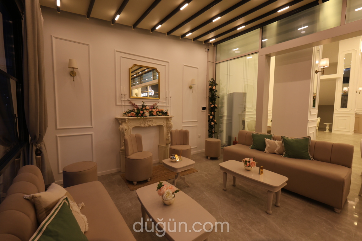 Eflatun Event Bahçeşehir Gölet Fiyatları - Söz, Nişan Mekanları İstanbul